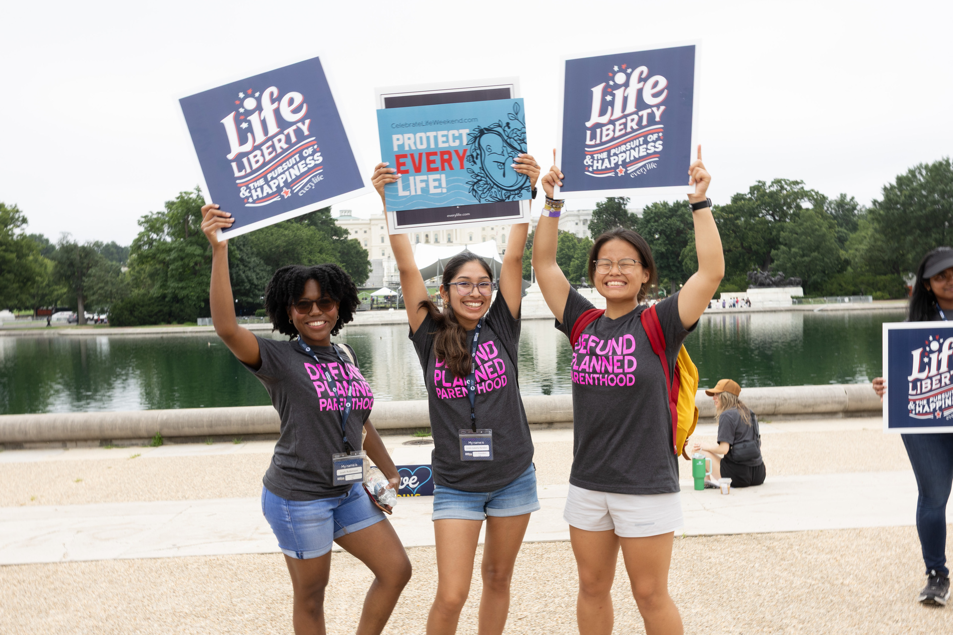 Donate to Students for Life of America!